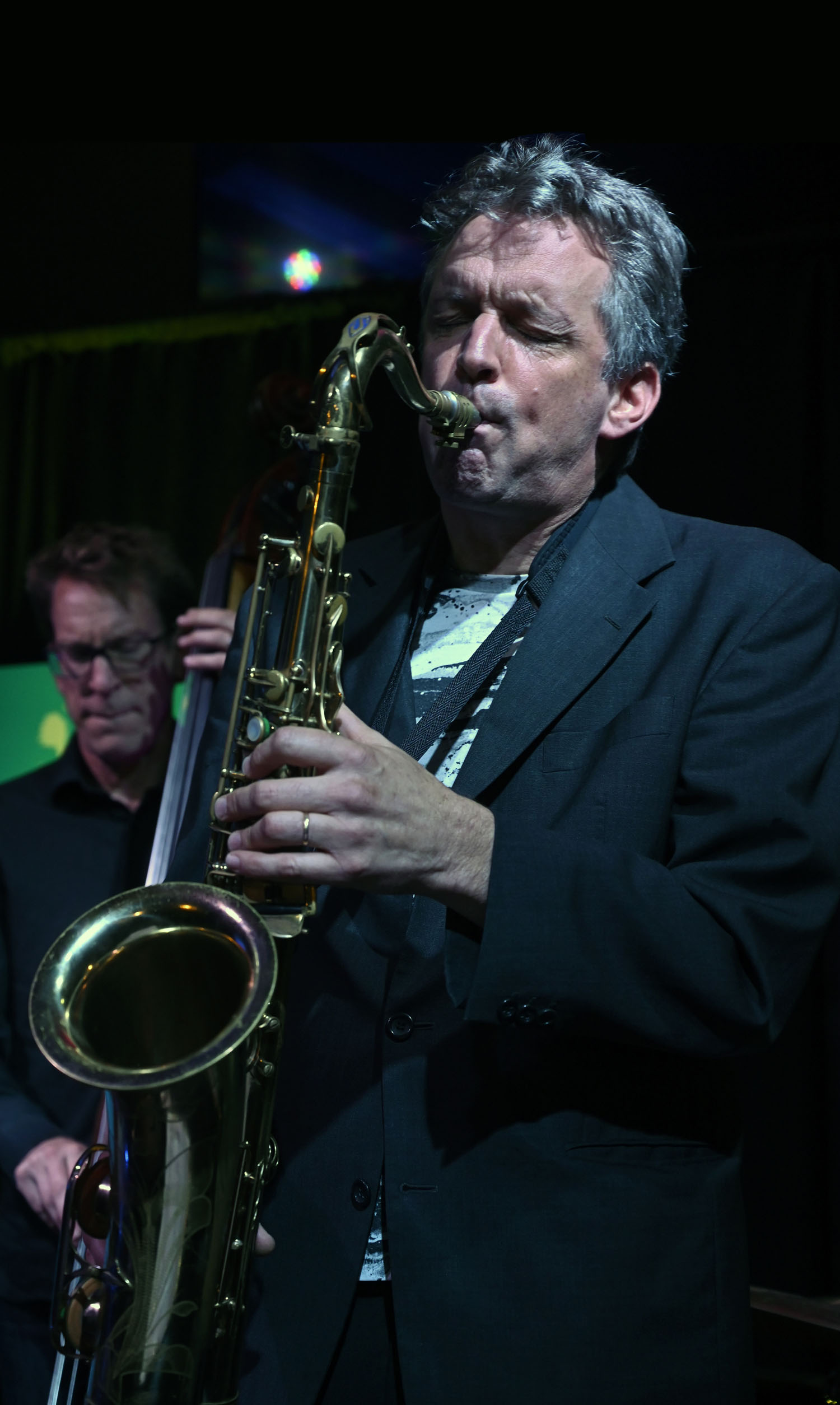 Örjan Hultén fyller ut saxofonens melodiska register – Lira